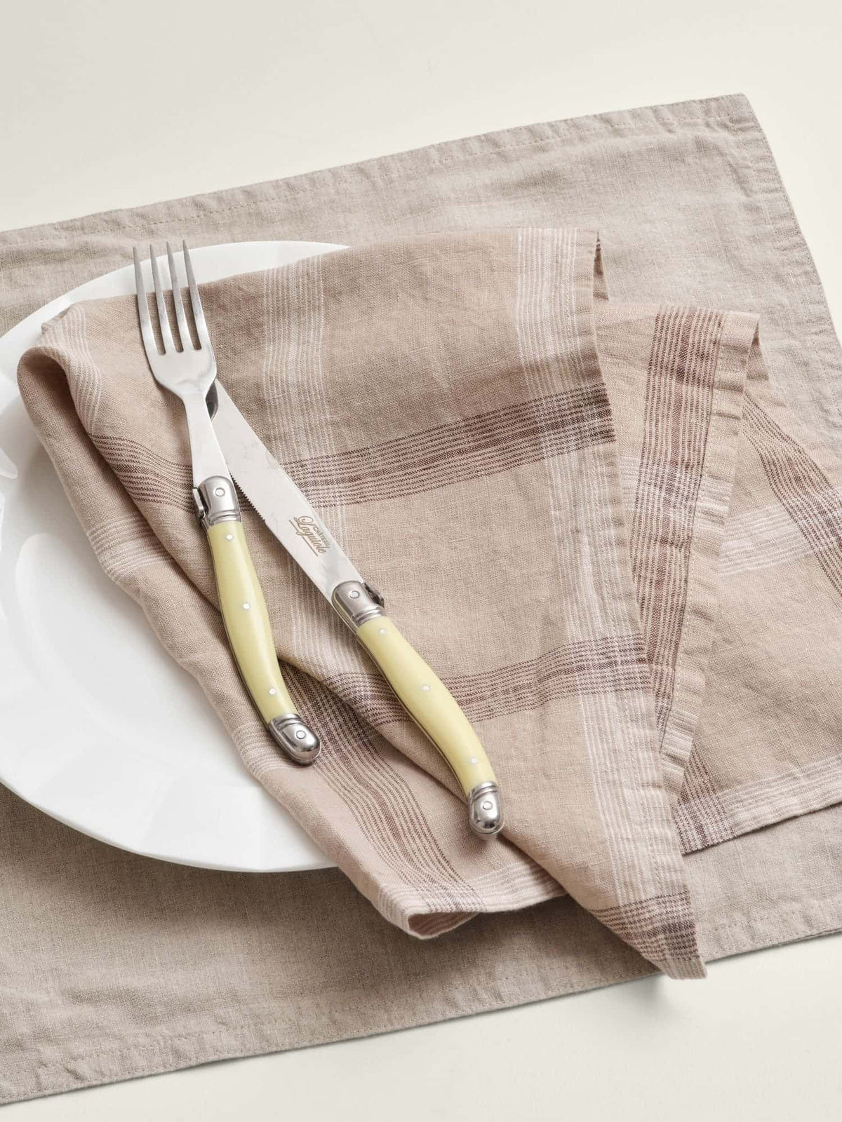 Linen Valance in Natural