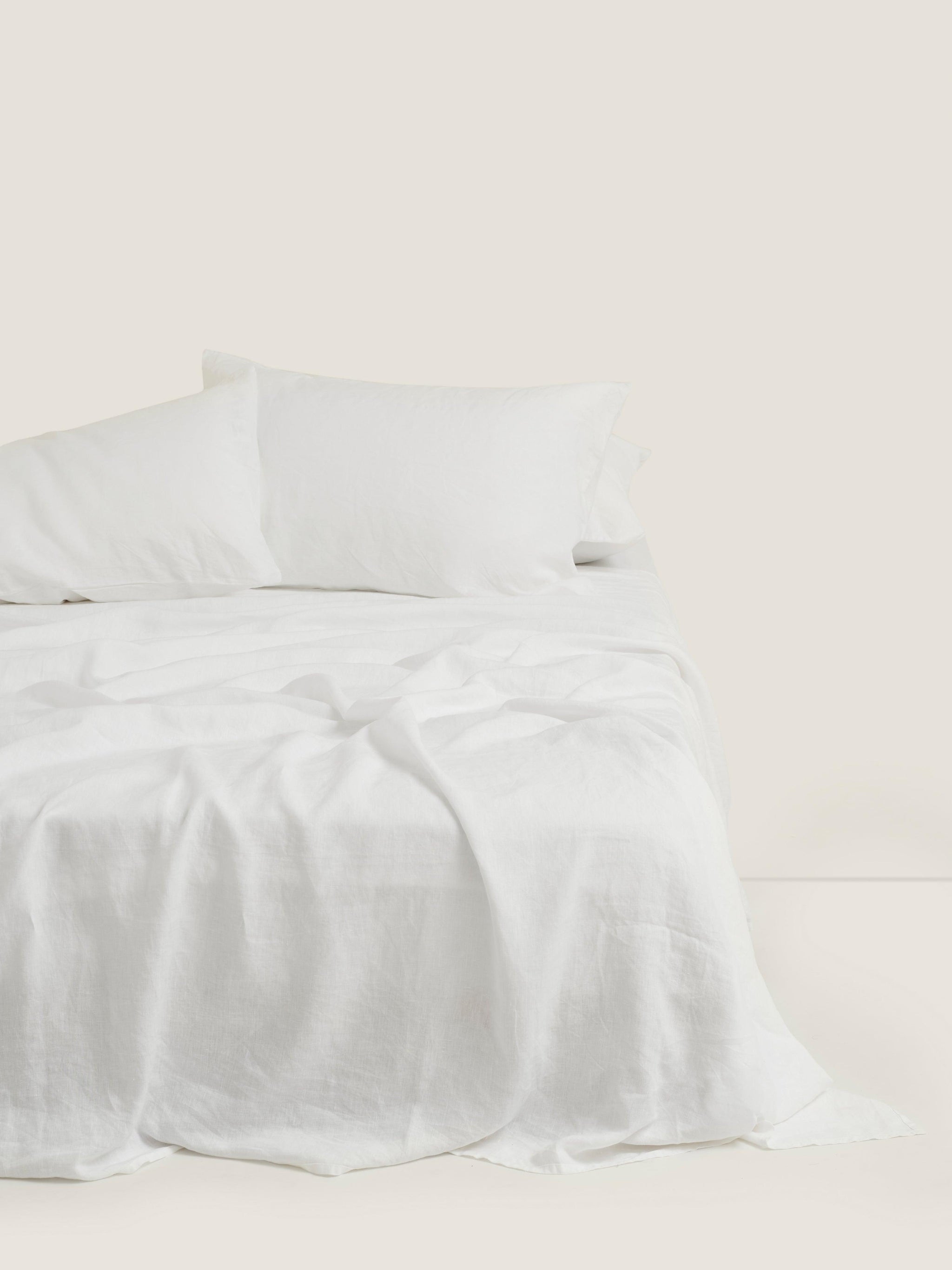 White Linen Sheet Set | 100% Pure French Linen – Carlotta+Gee