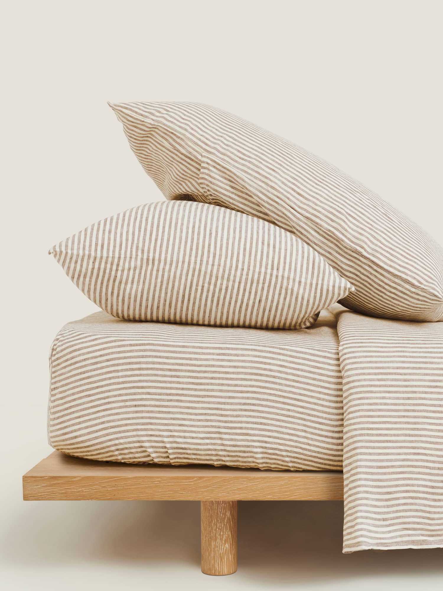 Olive Stripes French Linen Fitted Sheet – Carlotta+Gee